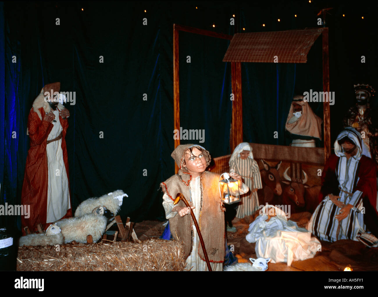 Christian nativity scene hi-res stock photography and images - Alamy