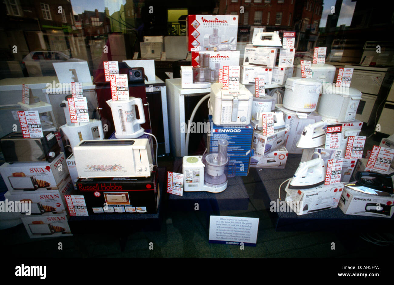 Electrical goods for sale hi-res stock photography and images - Alamy