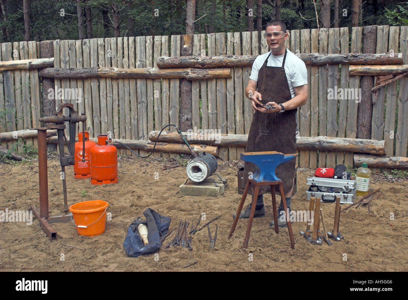 Mobile blacksmiths forge hi-res stock photography and images - Alamy