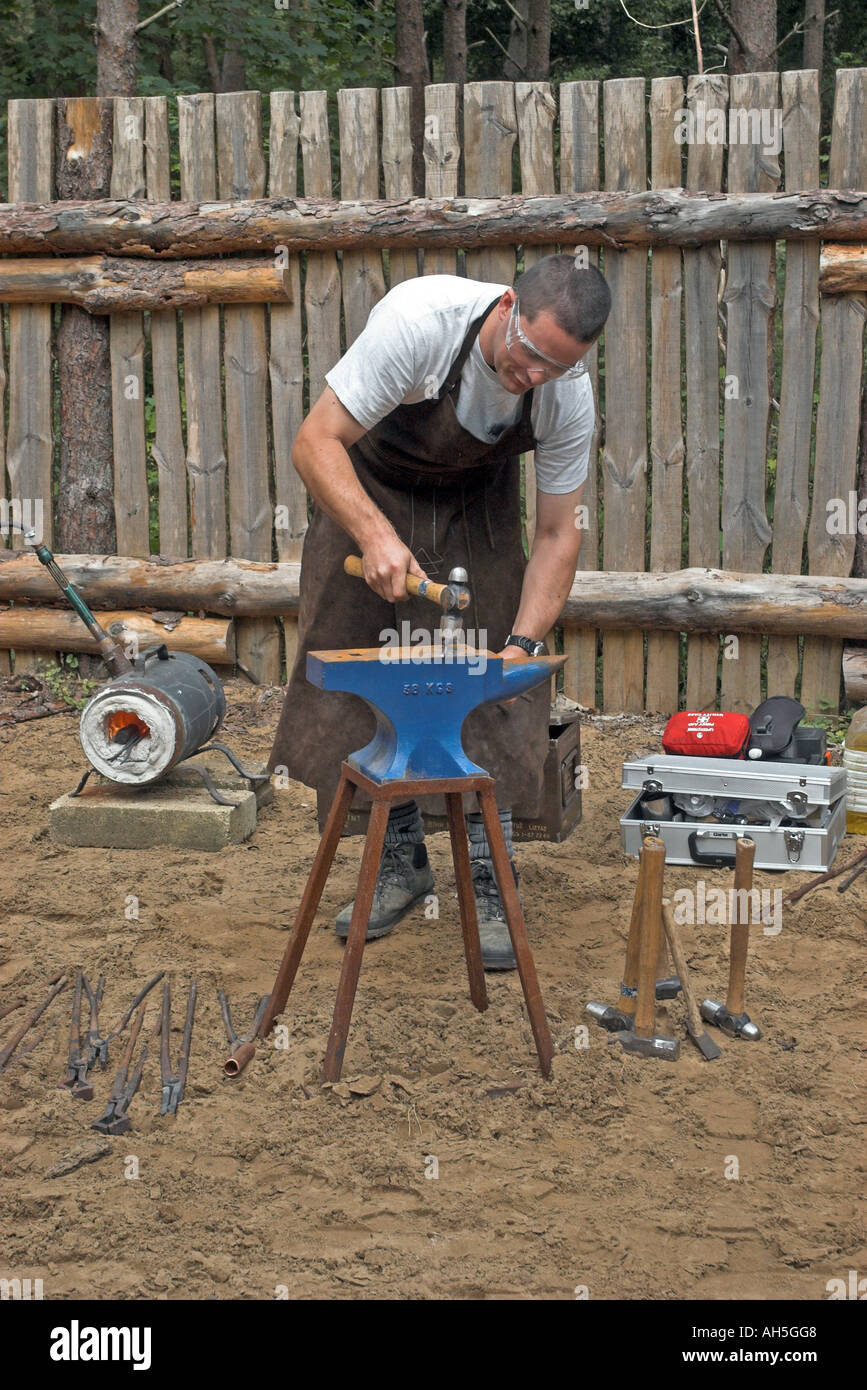 Blacksmiths mobile forge hi-res stock photography and images - Alamy