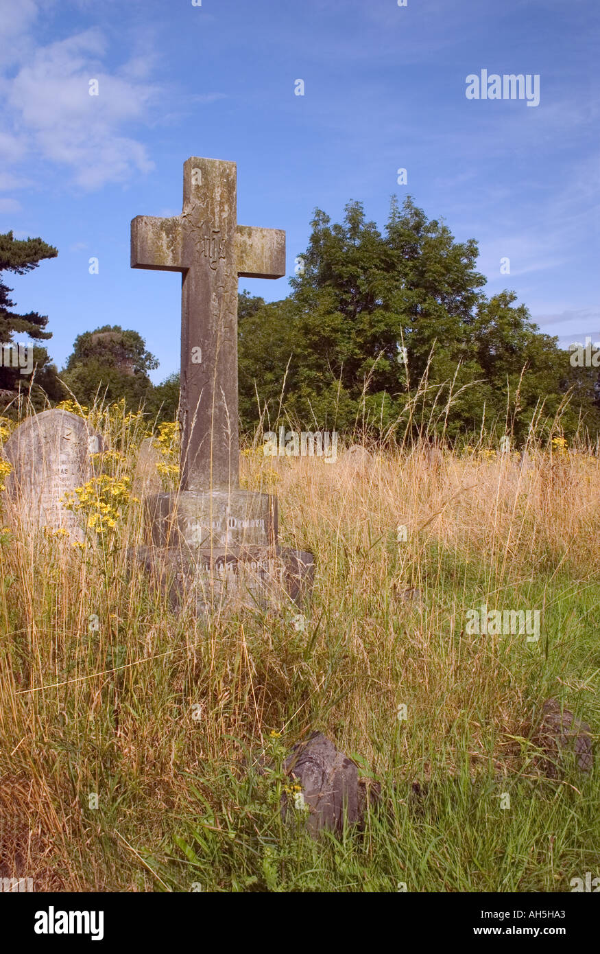 Victorian Gravestone High Resolution Stock Photography and Images - Alamy