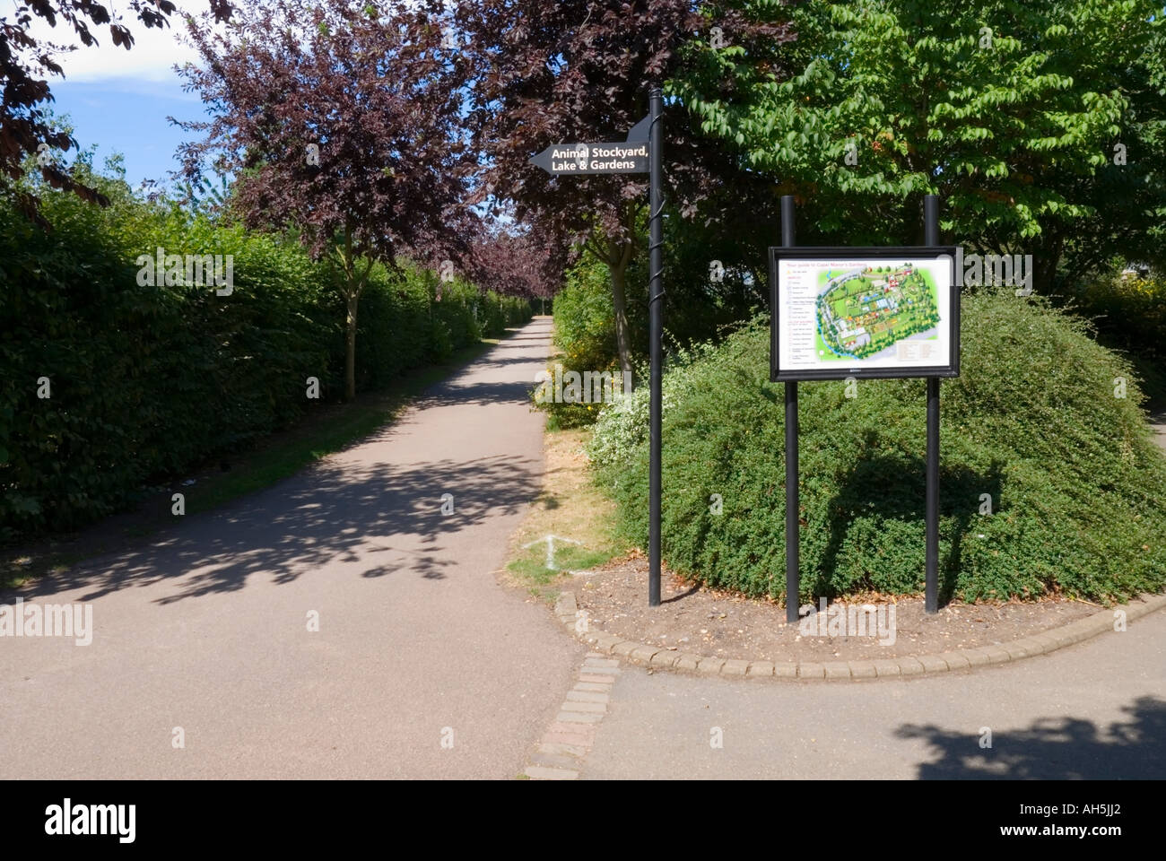 Capel gardens hi-res stock photography and images - Alamy