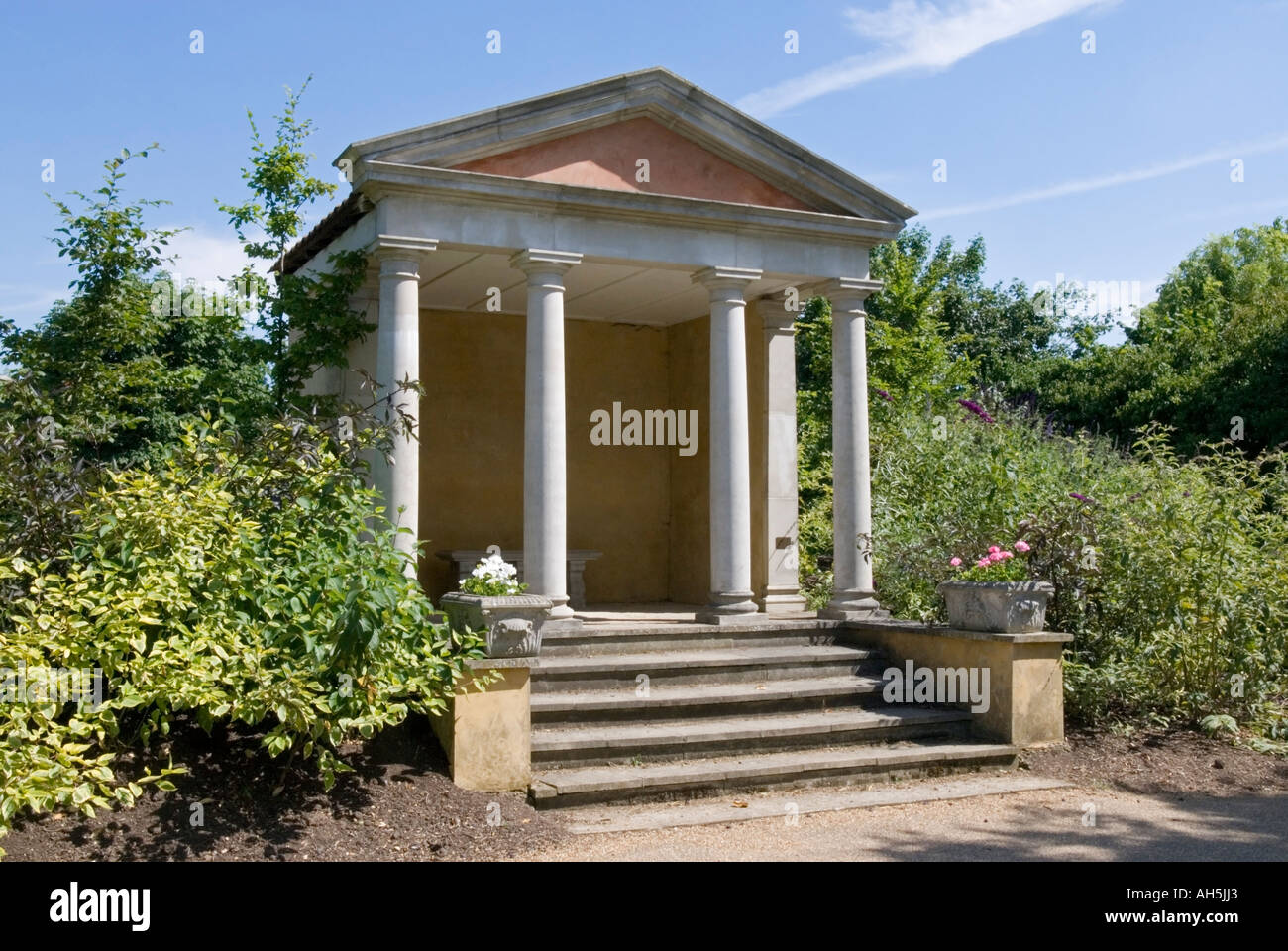 Capel gardens hi-res stock photography and images - Alamy