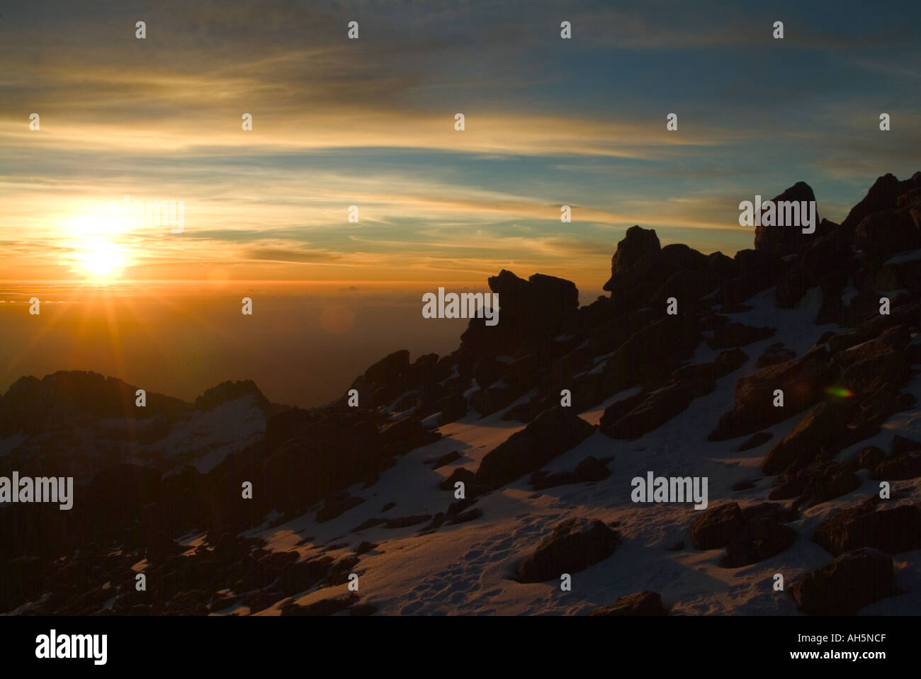 Sunrise at the top of point Lenana on Mount Kenya, East Africa Stock ...