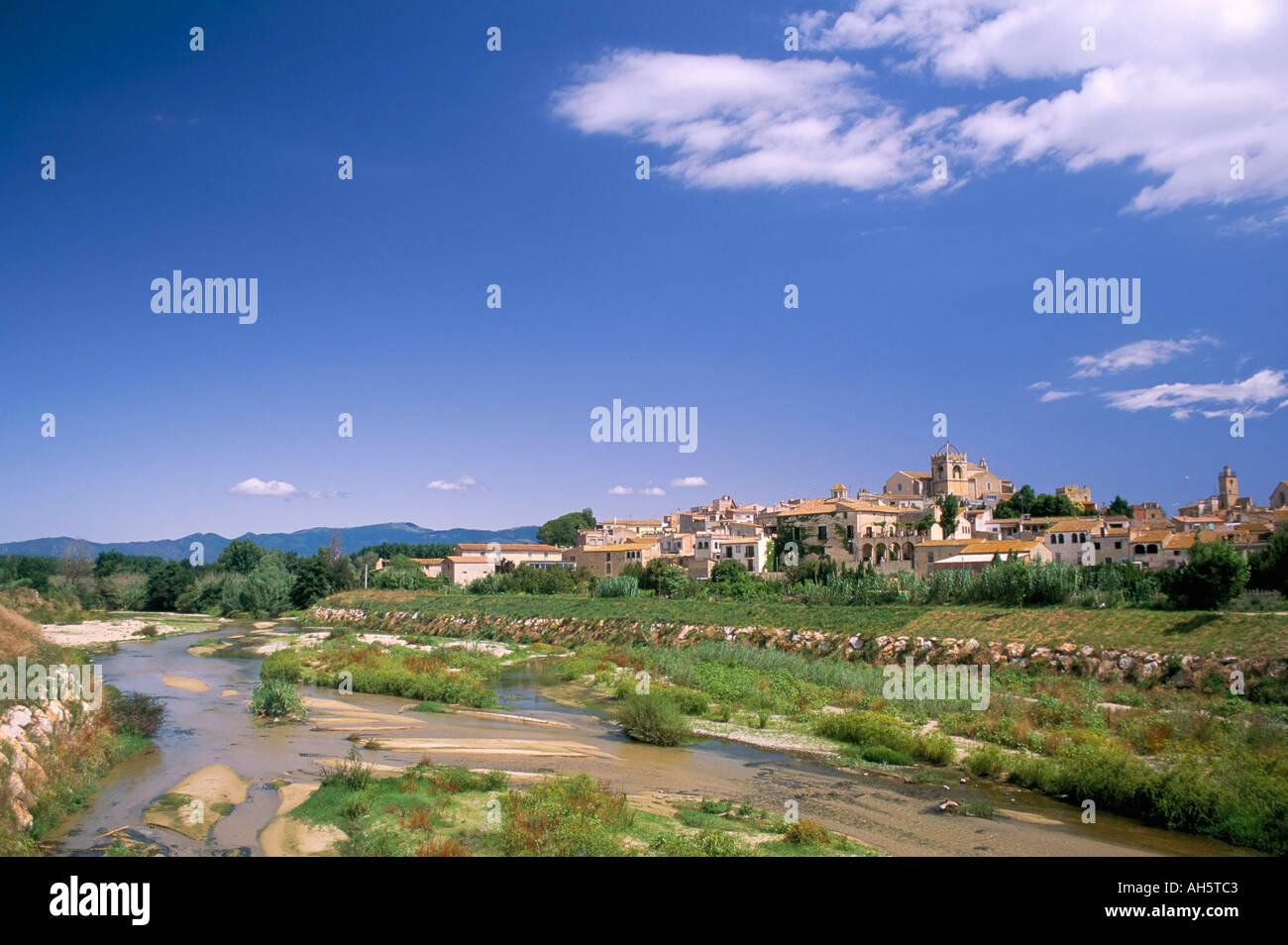 Peralada hi-res stock photography and images - Alamy