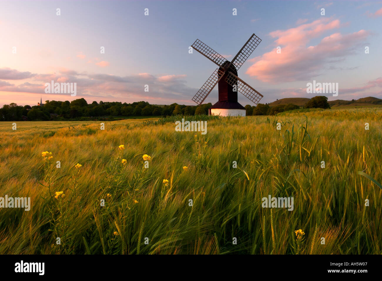 Pitstone mill hi-res stock photography and images - Alamy