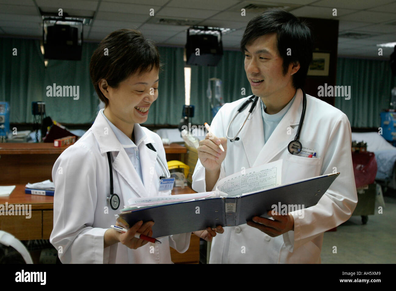 Taiwan hospital doctor hi-res stock photography and images - Alamy