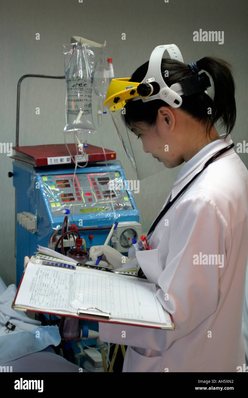 Nurse examines the patient with dialysis shunt Stock Photo - Alamy