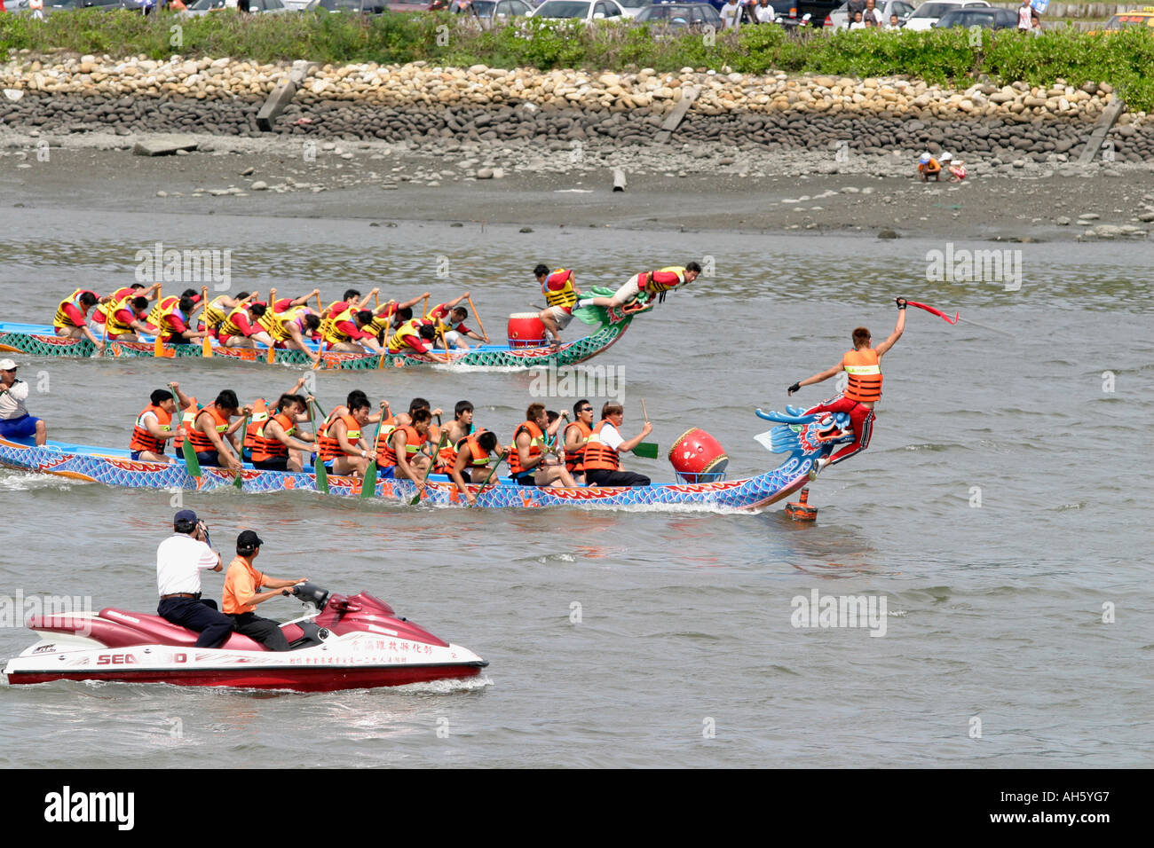 Dragon boat competition in Asia Stock Photo - Alamy