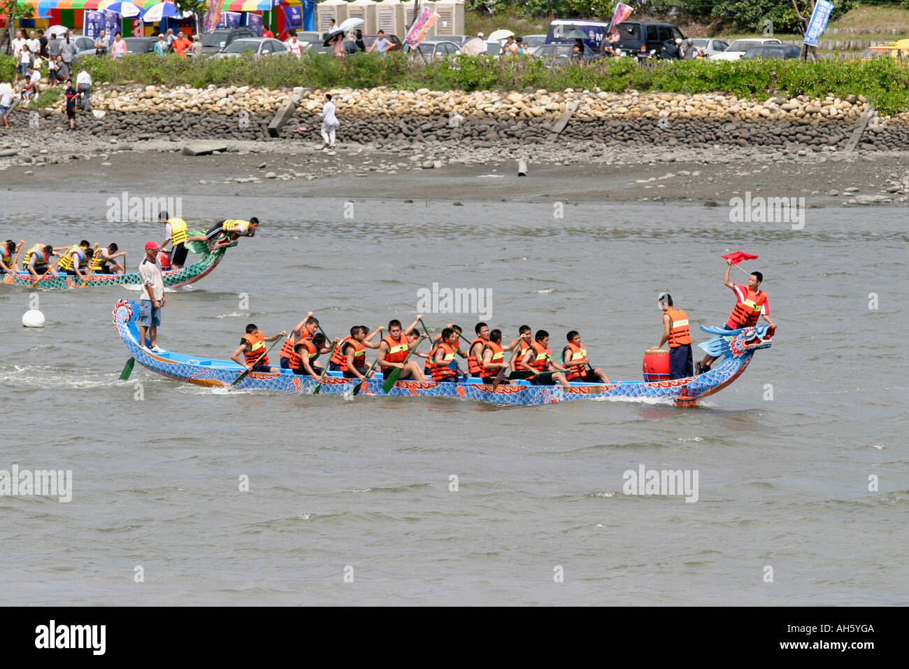 Dragon boat competition in Asia Stock Photo - Alamy
