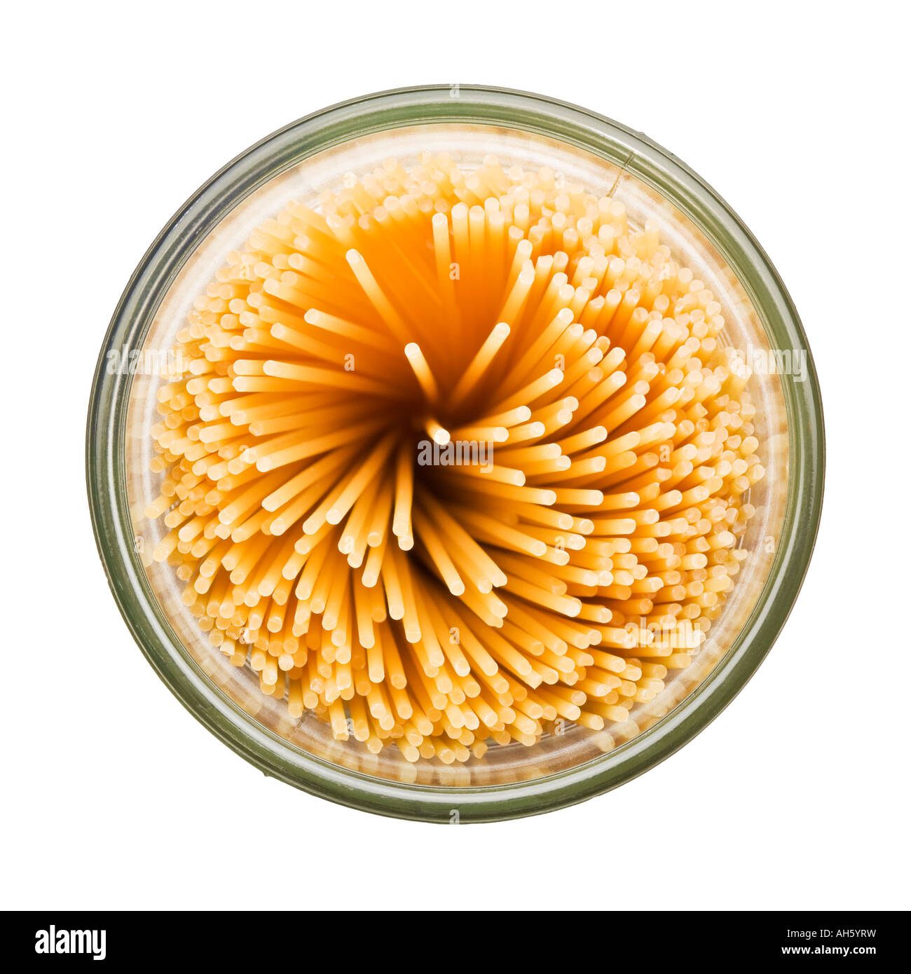 Uncooked dried spaghetti hi-res stock photography and images - Alamy