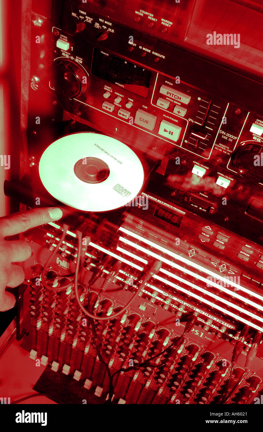 Cd deck hi-res stock photography and images - Alamy