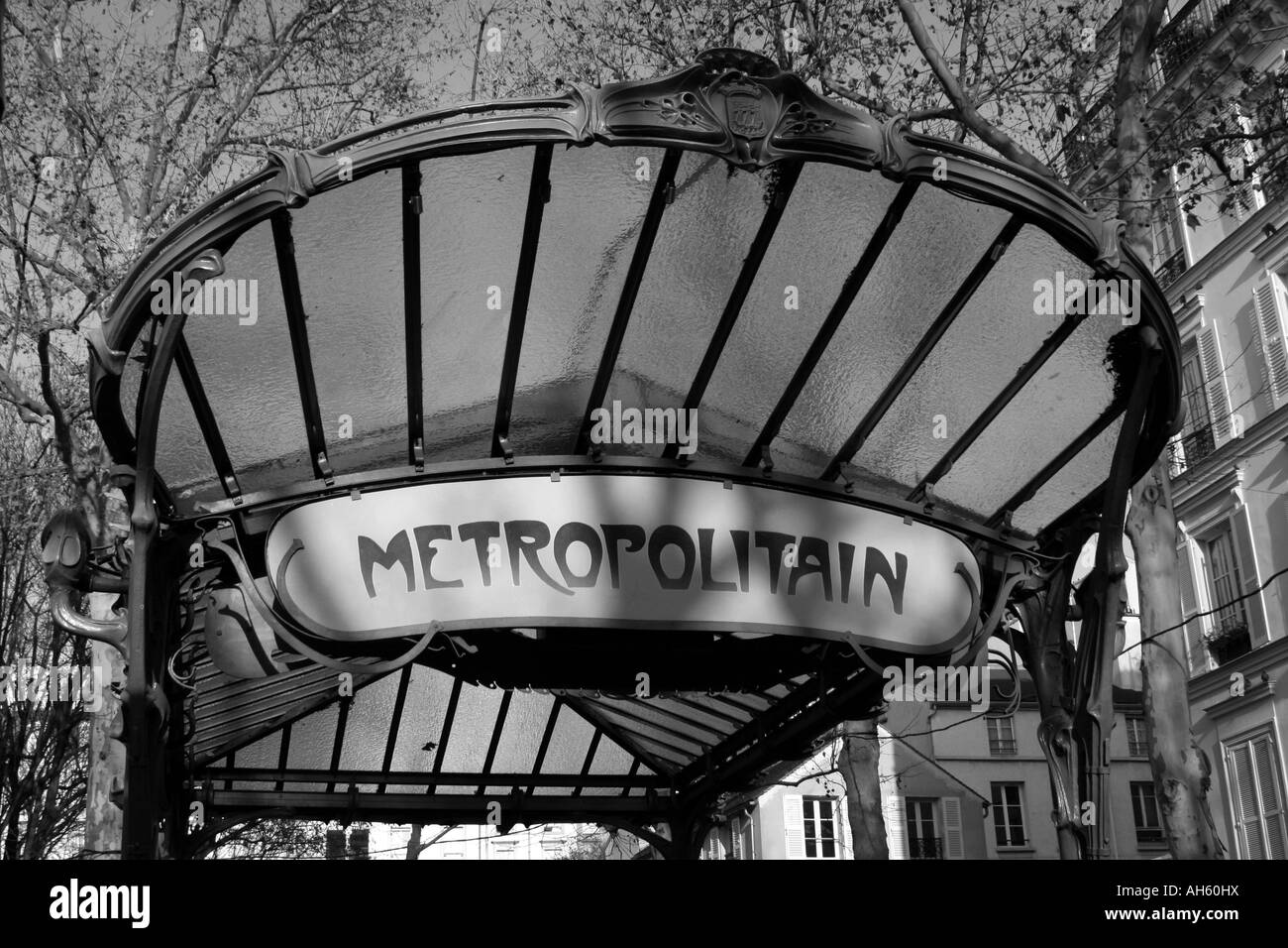 metro entrance Paris France Stock Photo - Alamy