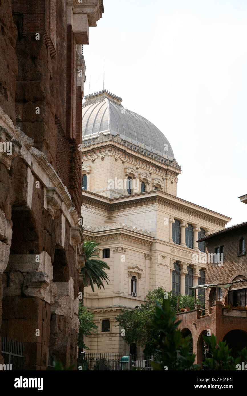 Synagogue in Rome Stock Photo - Alamy