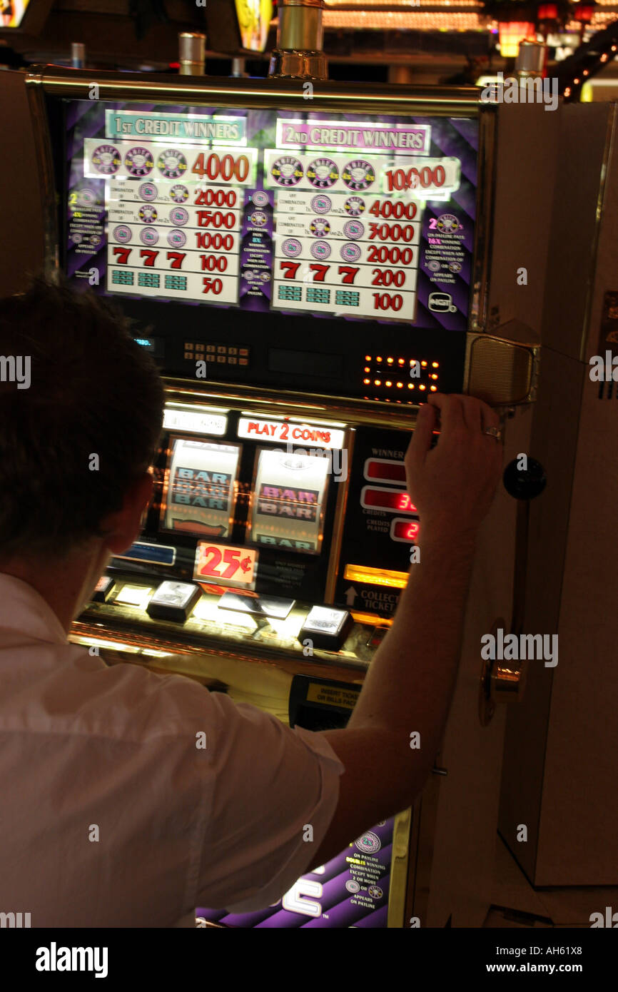 One armed bandits slot hi-res stock photography and images - Alamy
