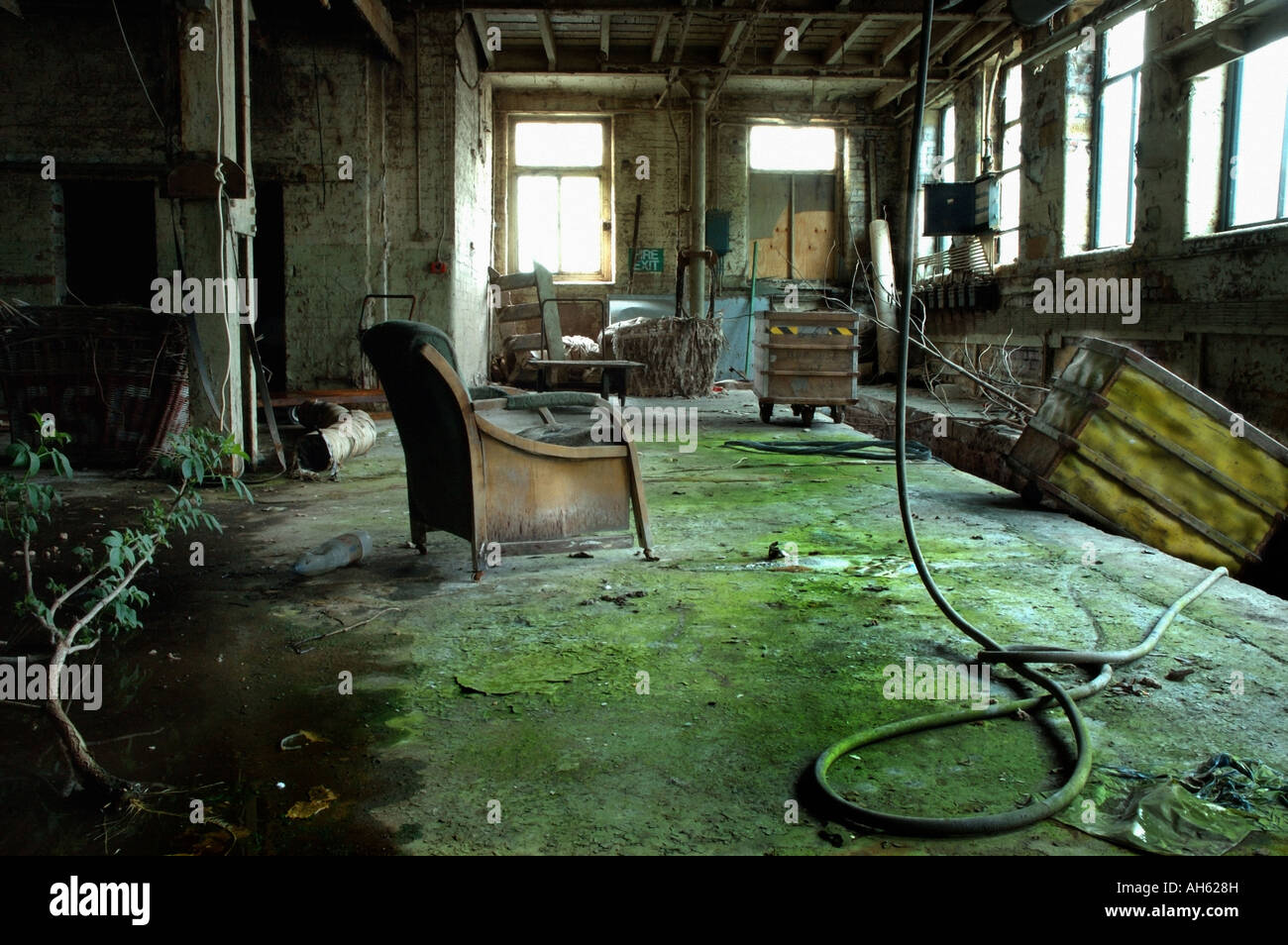 Spooky old mill hi-res stock photography and images - Alamy