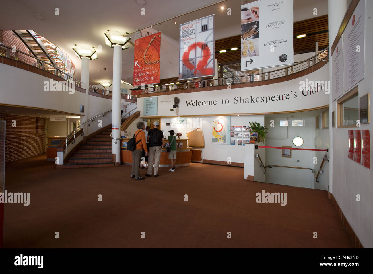 The globe theatre foyer hi-res stock photography and images - Alamy