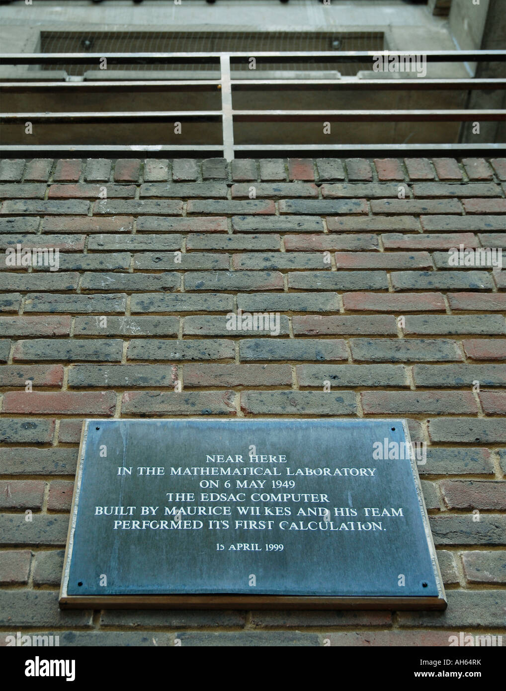 Plaque marking the place where the EDSAC computer was built and ...