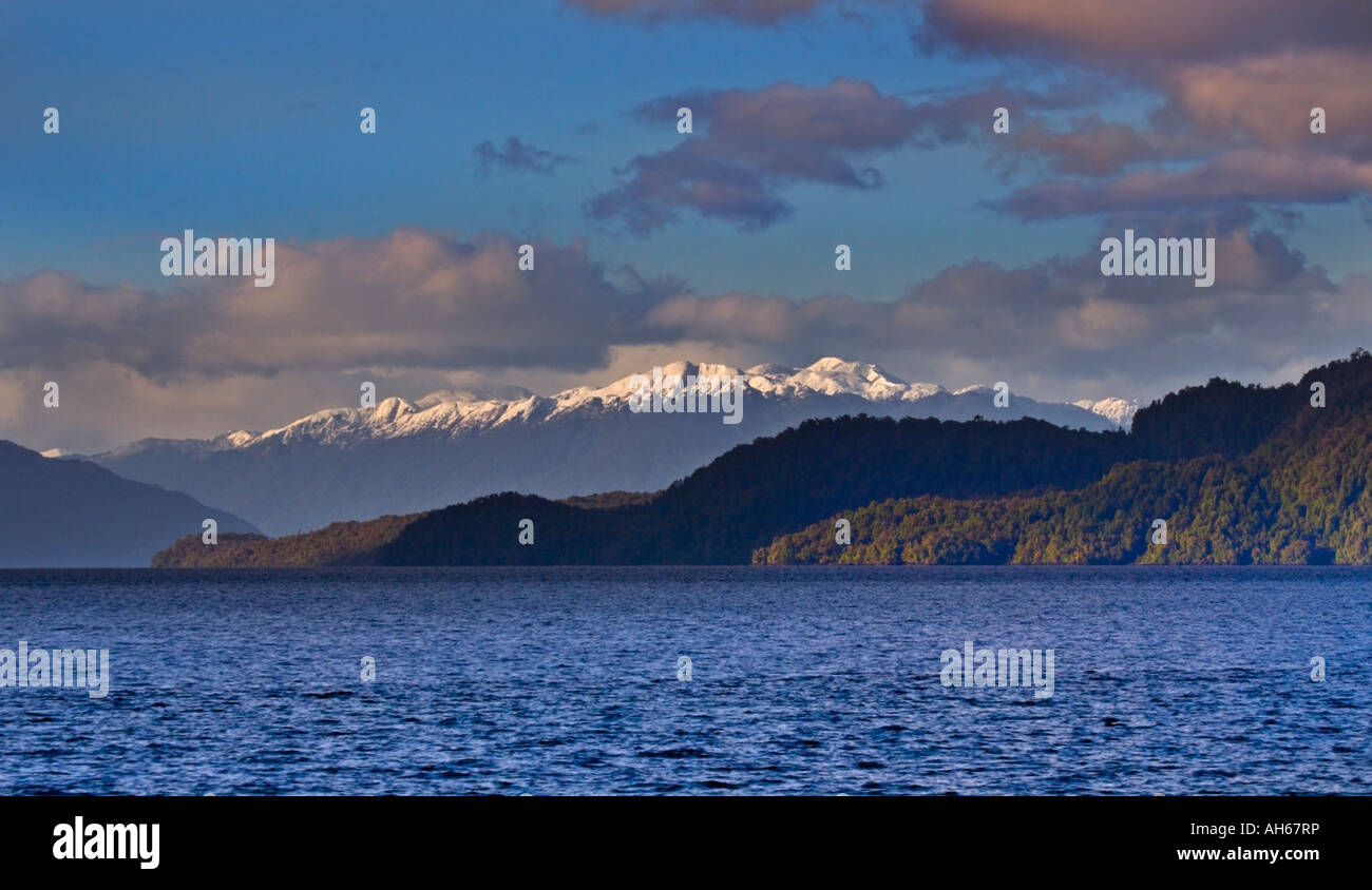 Coastal mountains of northern chile hi-res stock photography and images ...