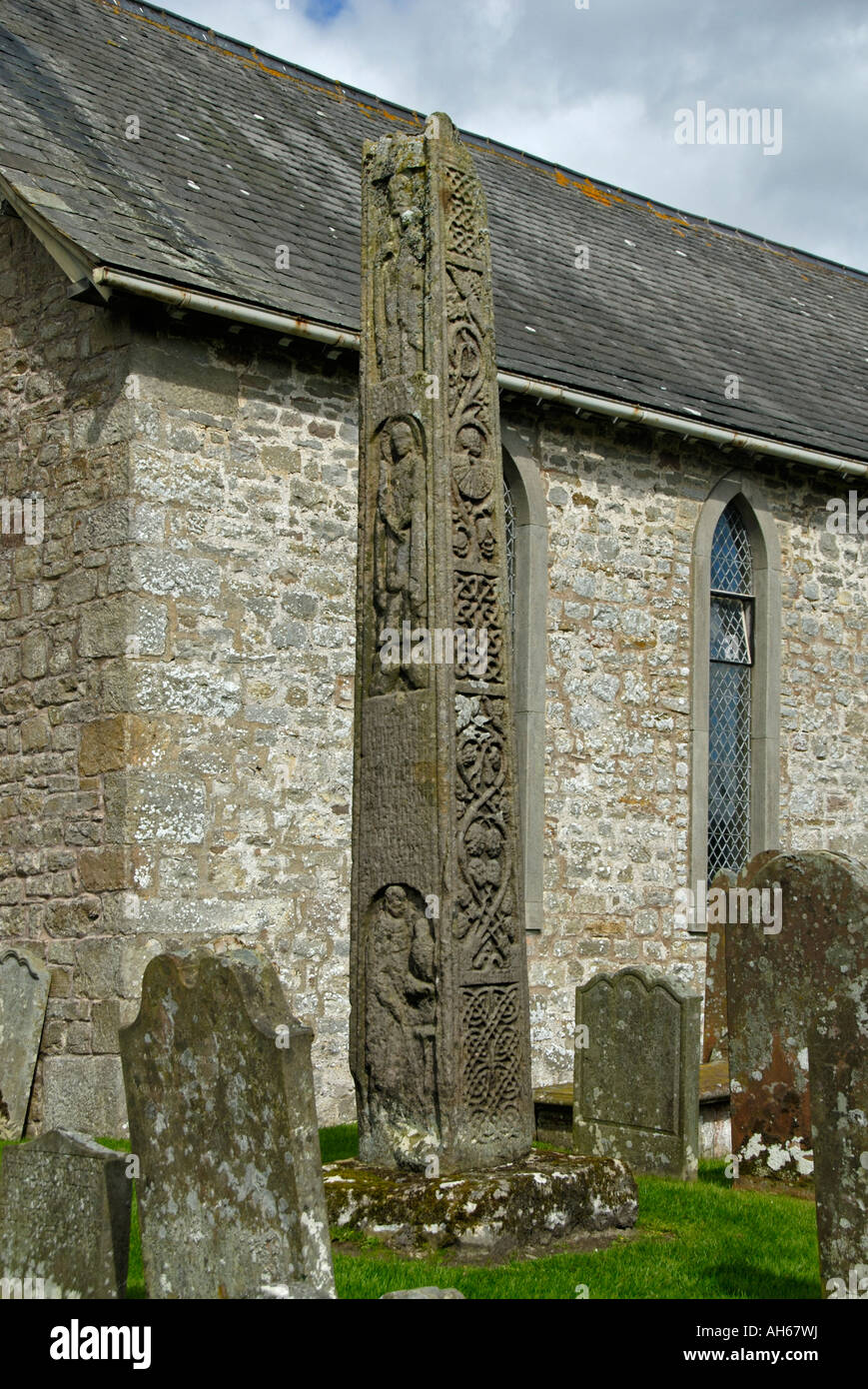 Bewcastle Cross , late 7th . Century , viewed from the South West ...
