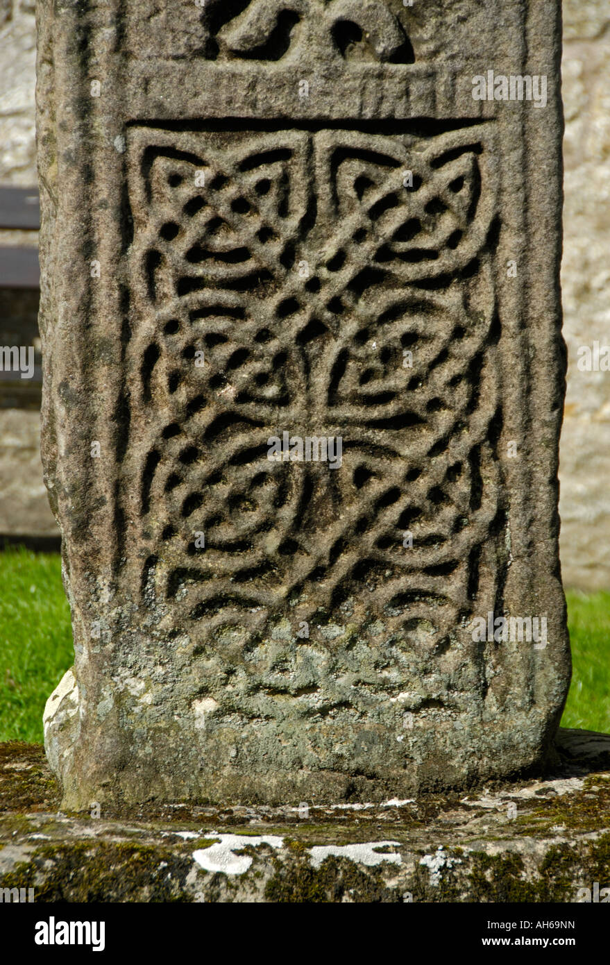 Symmetrical knotwork , South side of Bewcastle Cross , late 7th ...