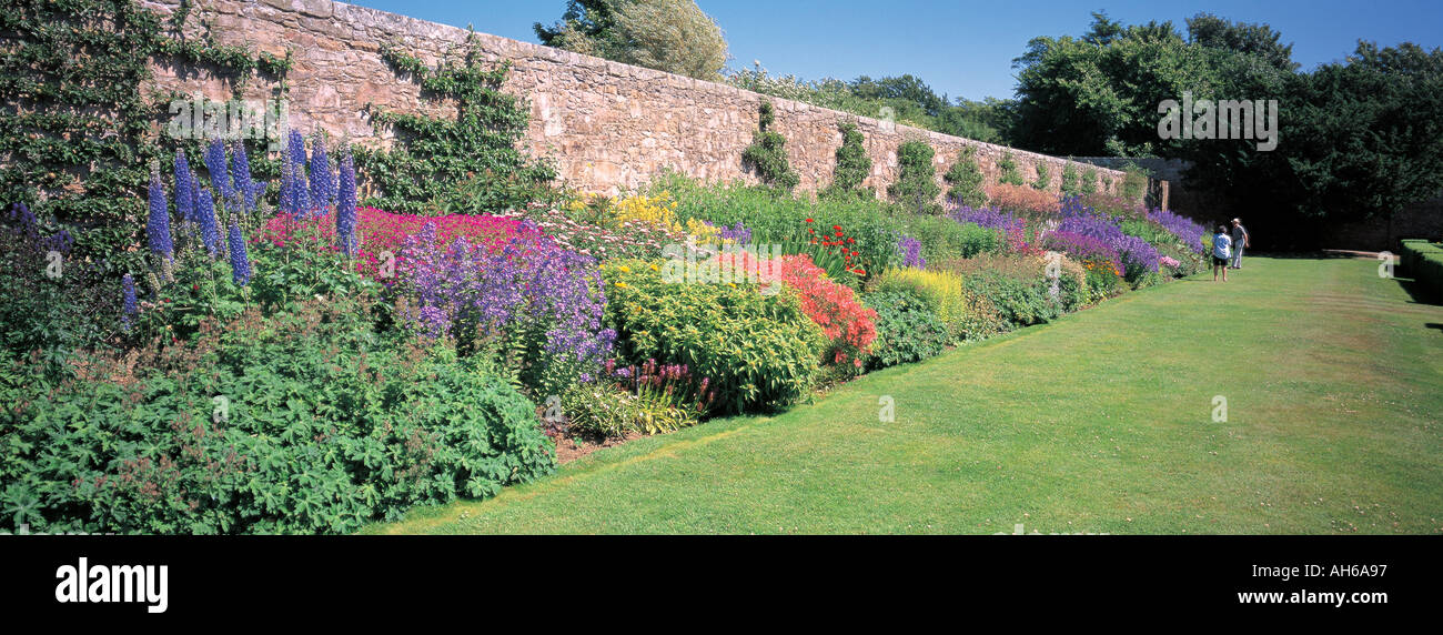 Pitmedden gardens hi-res stock photography and images - Alamy