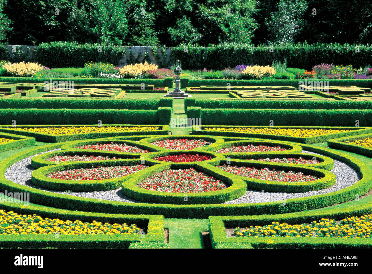 Pitmedden gardens hi-res stock photography and images - Alamy