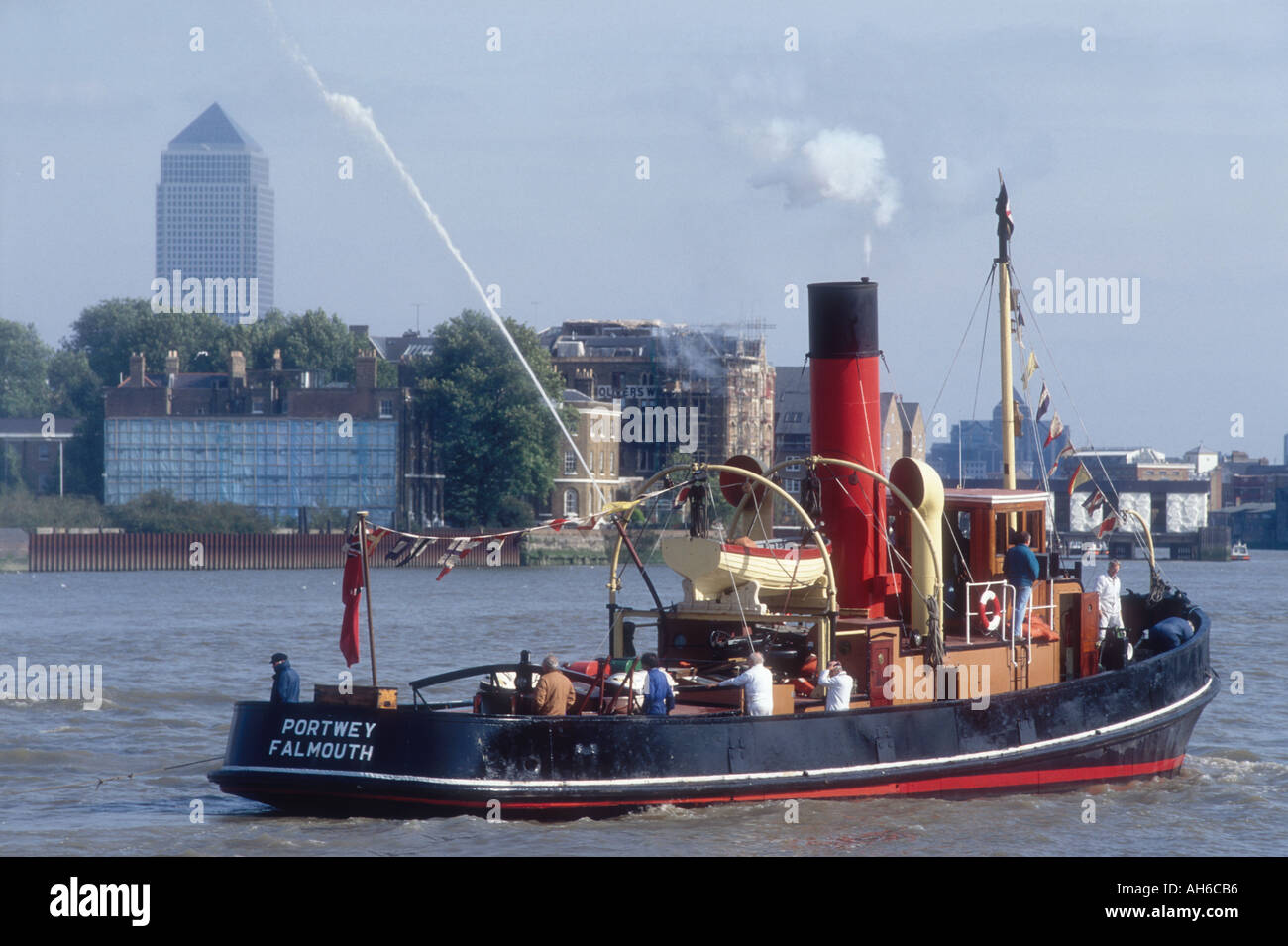 Classic Tug Boat Stock Photos & Classic Tug Boat Stock Images - Alamy