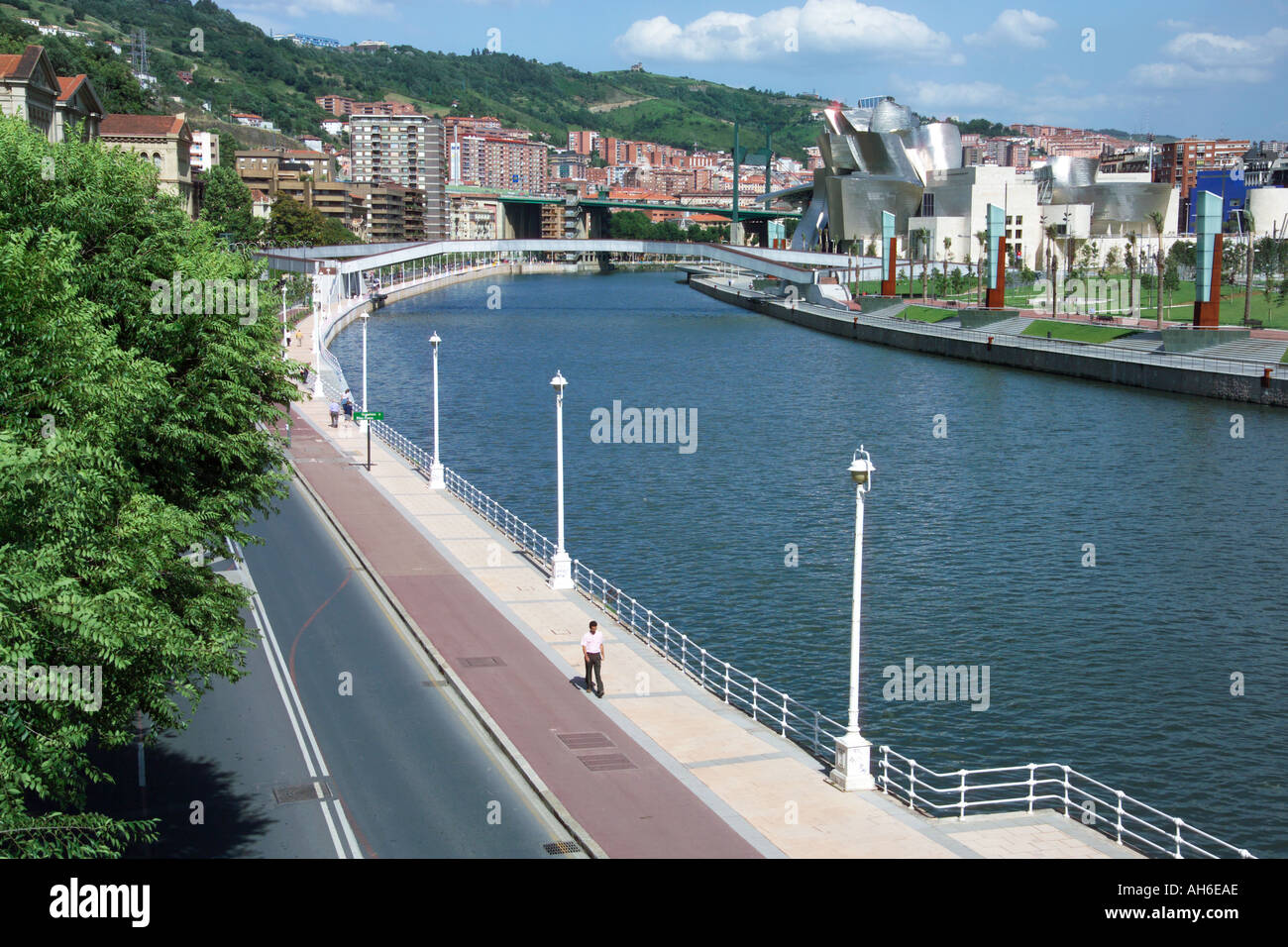 Spain Basque Country Vizcaya Bizkaia Bilbao Museo Guggenheim beside Ria ...