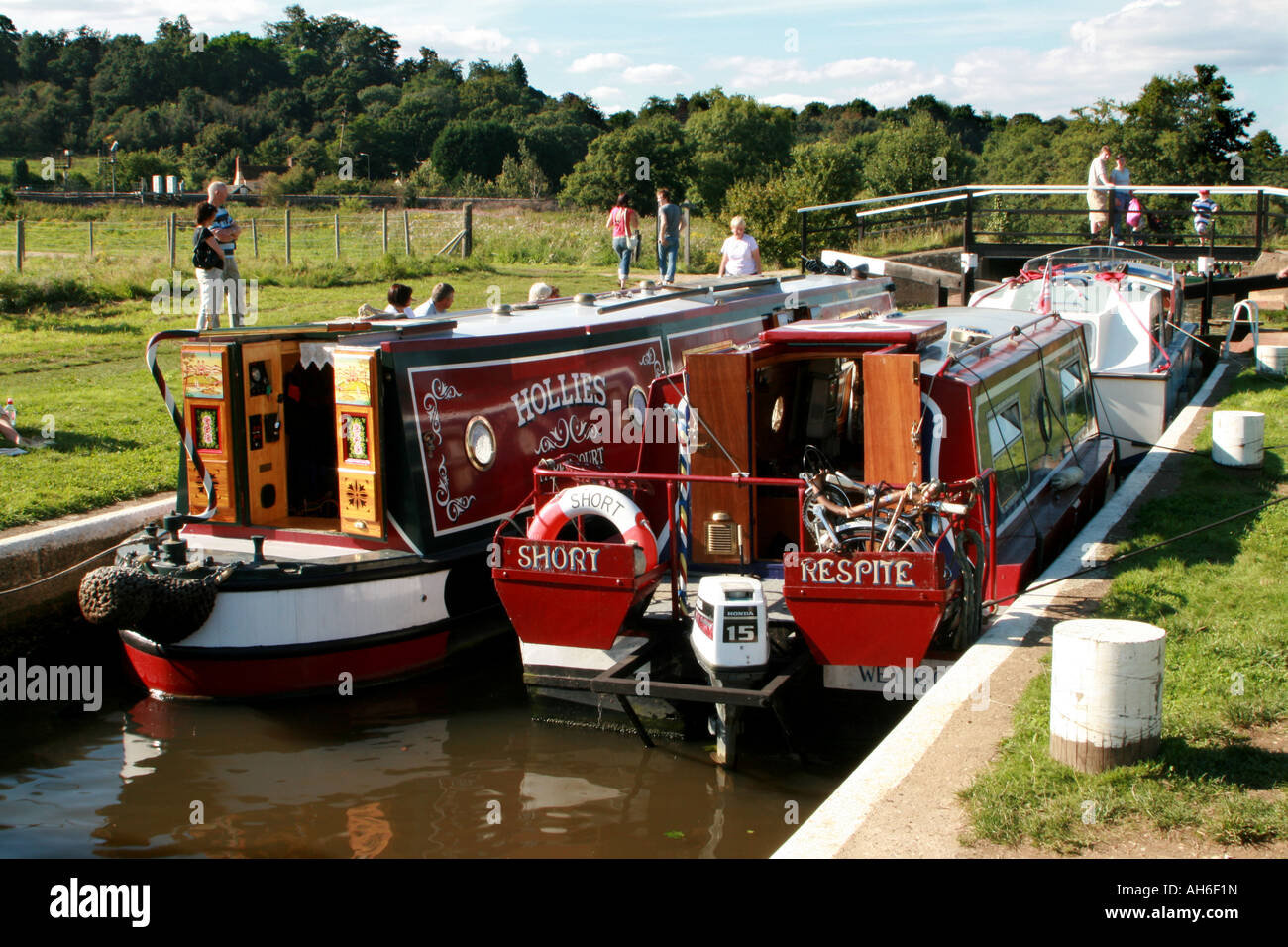 Guildford boating hi-res stock photography and images - Alamy
