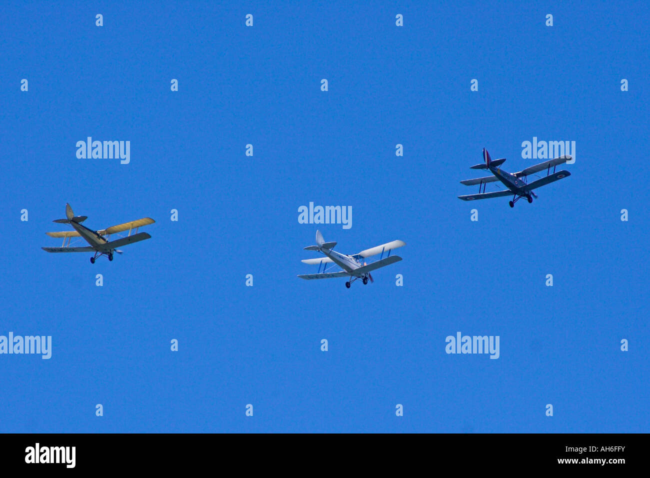 Tiger Moth aircraft in flight Stock Photo - Alamy