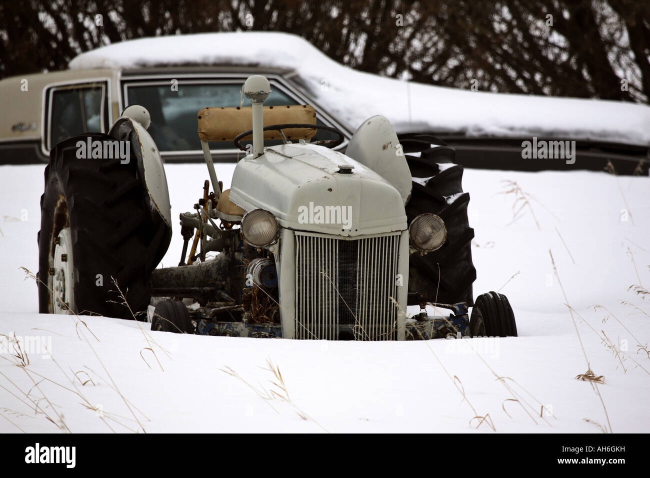 Old winter car hi-res stock photography and images - Alamy