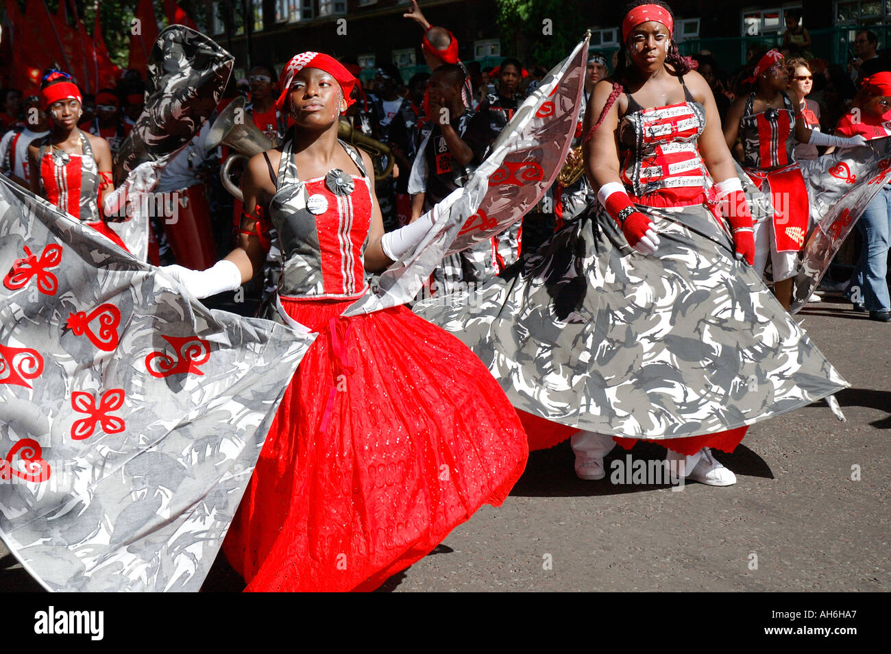 Dancers and performers at annual Notting Hill carnival parade through ...