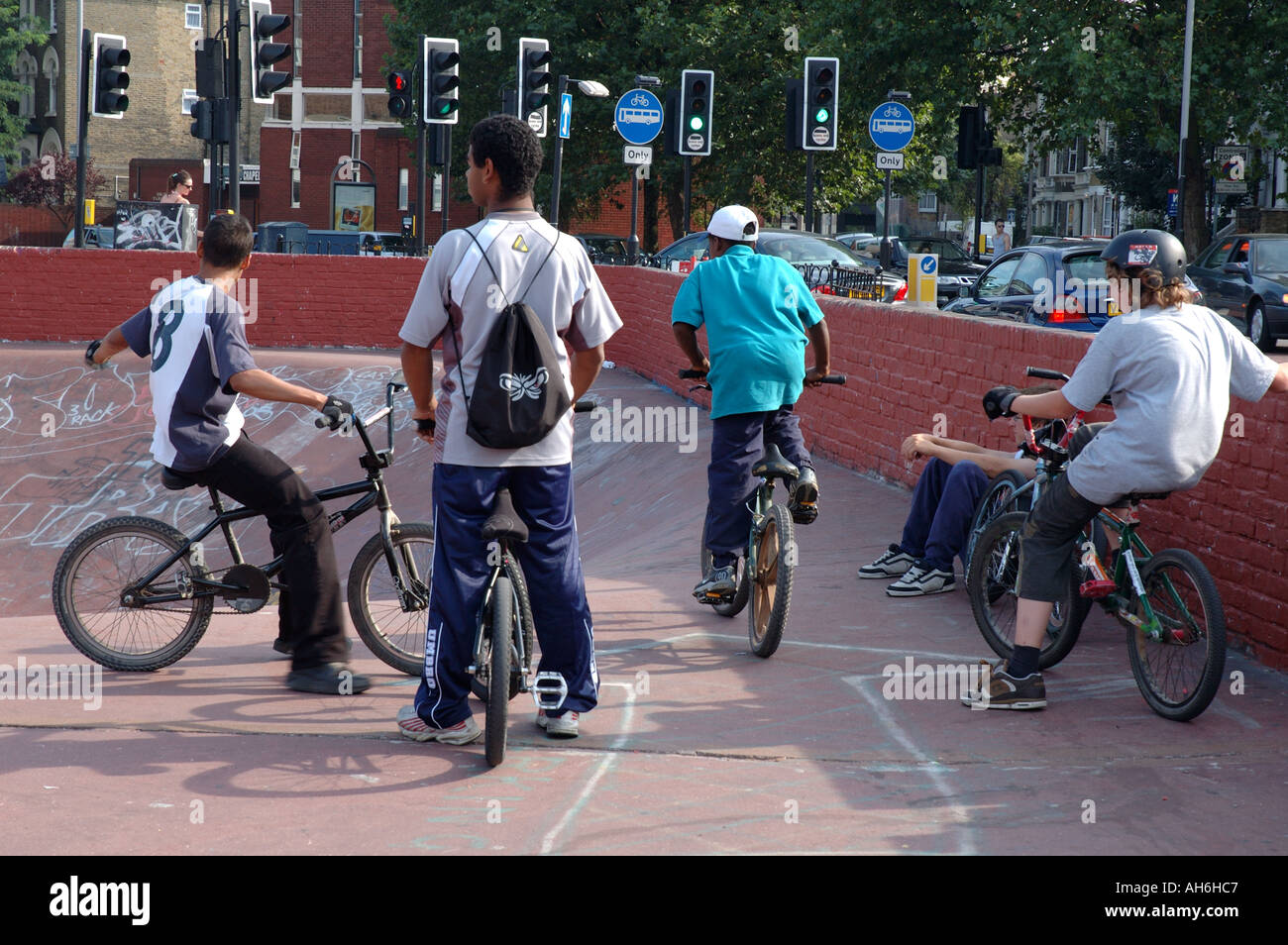 Brixton street style hi-res stock photography and images - Alamy