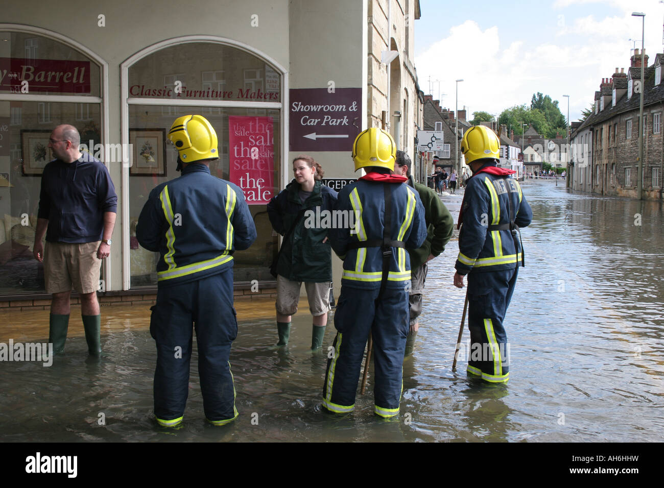 Flooding in the town centre of Witney in Oxfordshire Stock Photo - Alamy