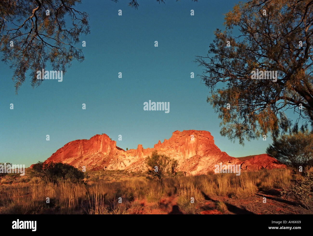 Rainbow valley, nt australia hi-res stock photography and images - Alamy