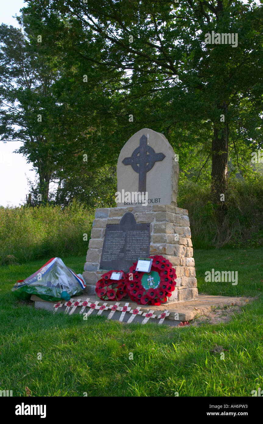 Victoria cross ww1 donald bell hi-res stock photography and images - Alamy