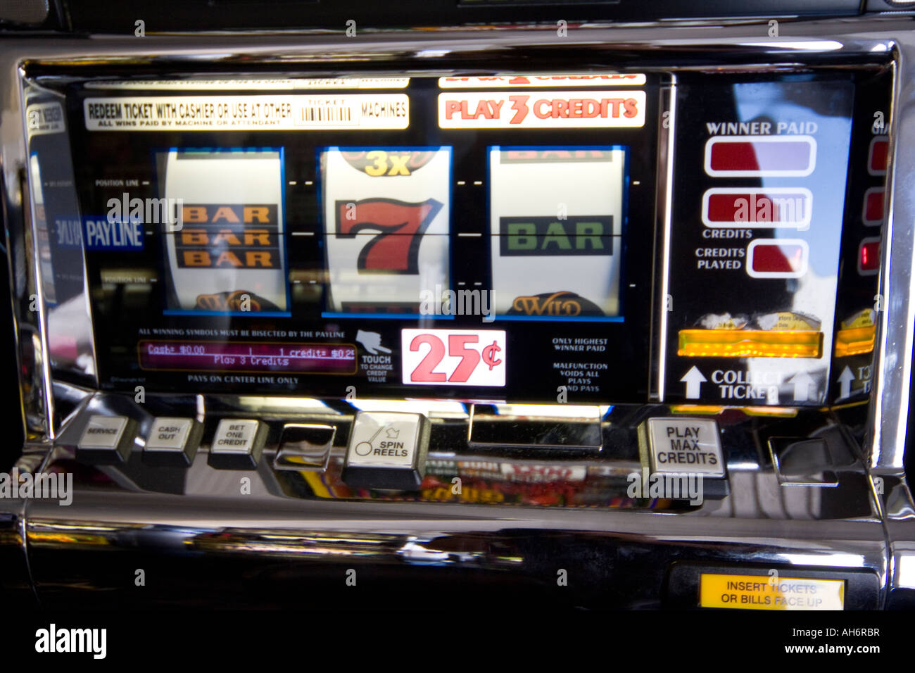 Las vegas slot machine close up hi-res stock photography and images - Alamy