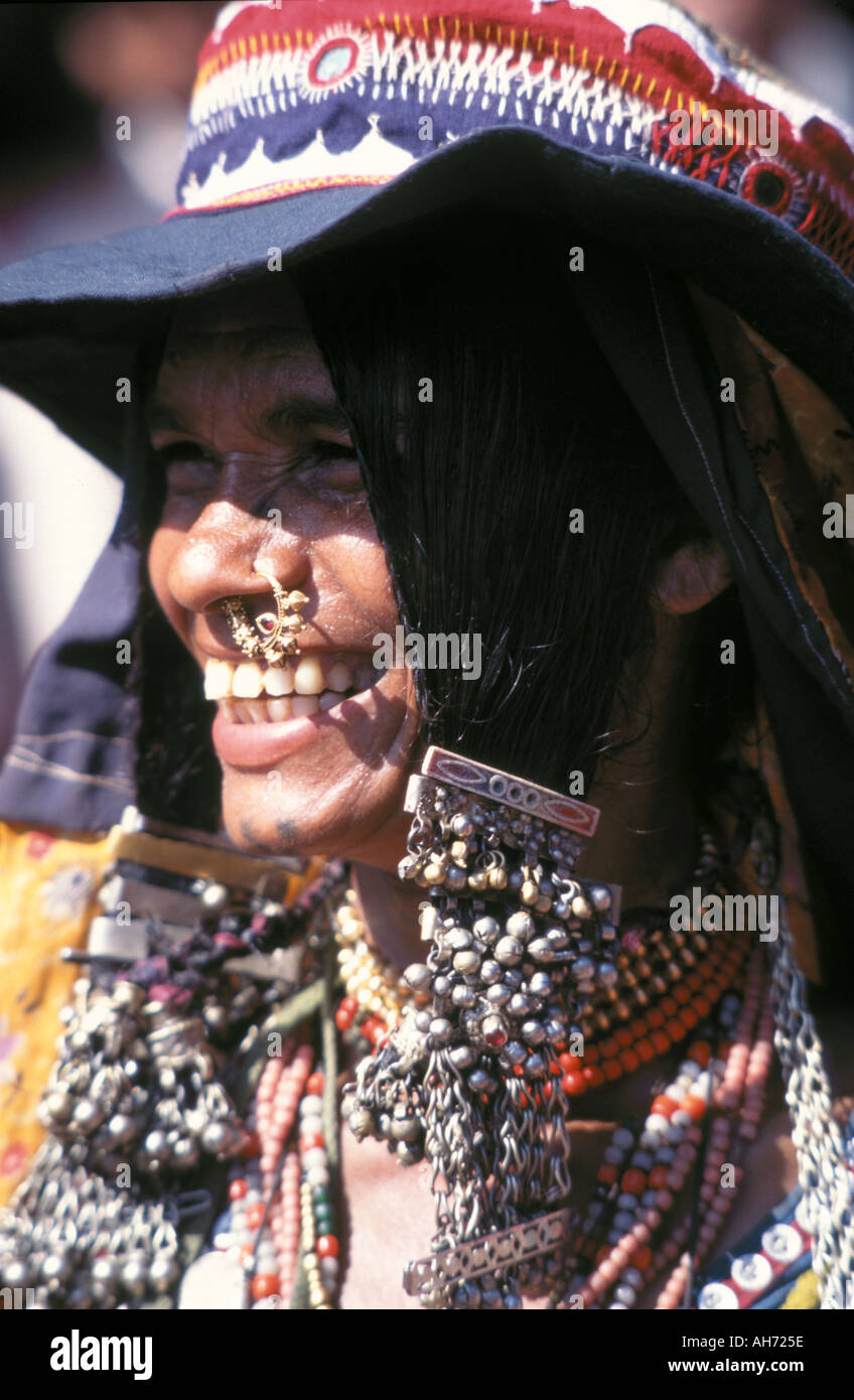 Pretty tamil girl hi-res stock photography and images - Alamy