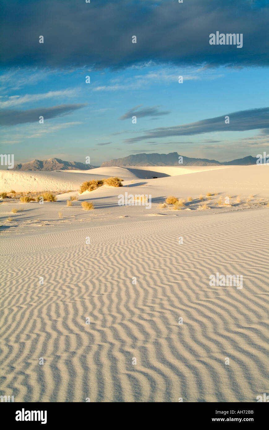 White Sands National Monument Stock Photo - Alamy