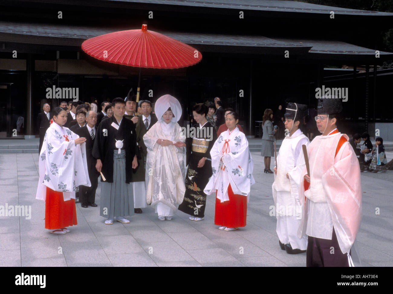 At Traditional Japanese Shinto Wedding Ceremony At Meiji Jingu Shrine ...