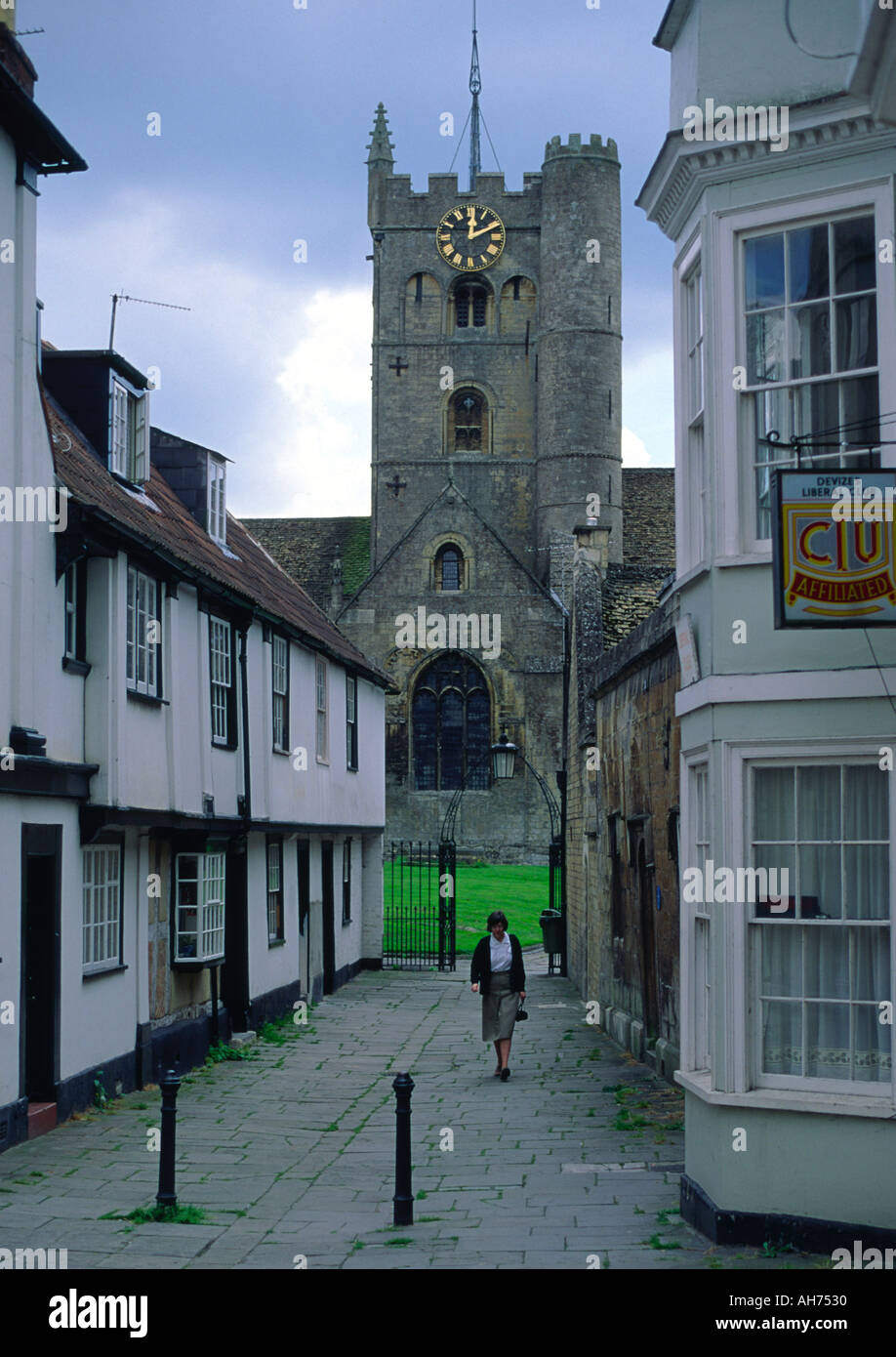 Devizes church hi-res stock photography and images - Alamy