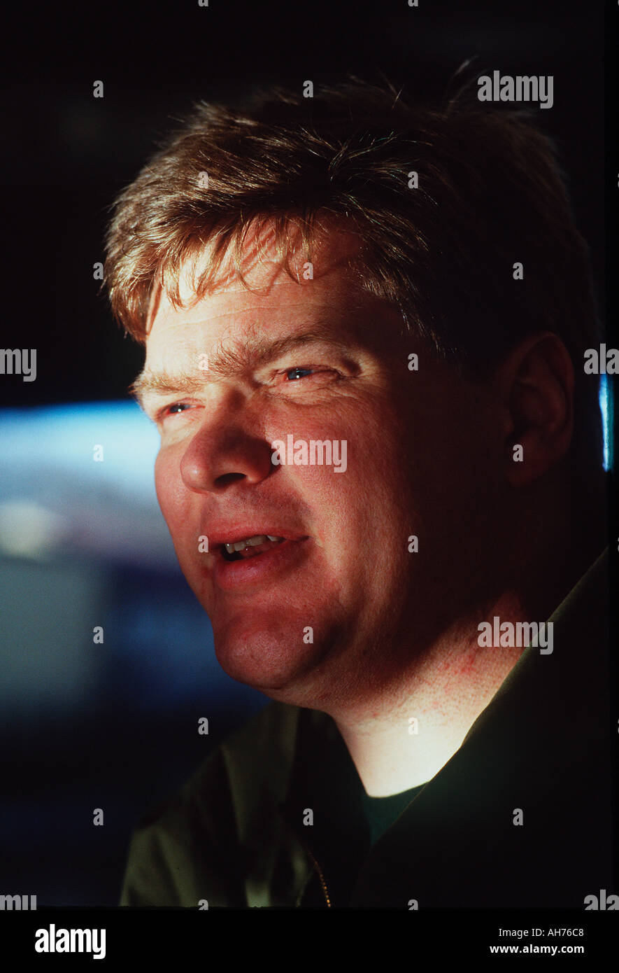 Survival expert Ray Mears Stock Photo - Alamy