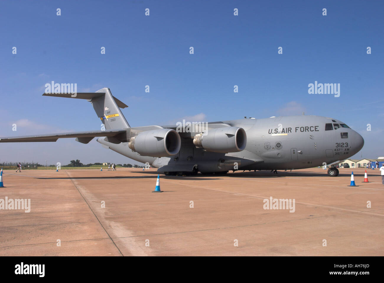 Static display of U S Air Force cargo plane Stock Photo - Alamy