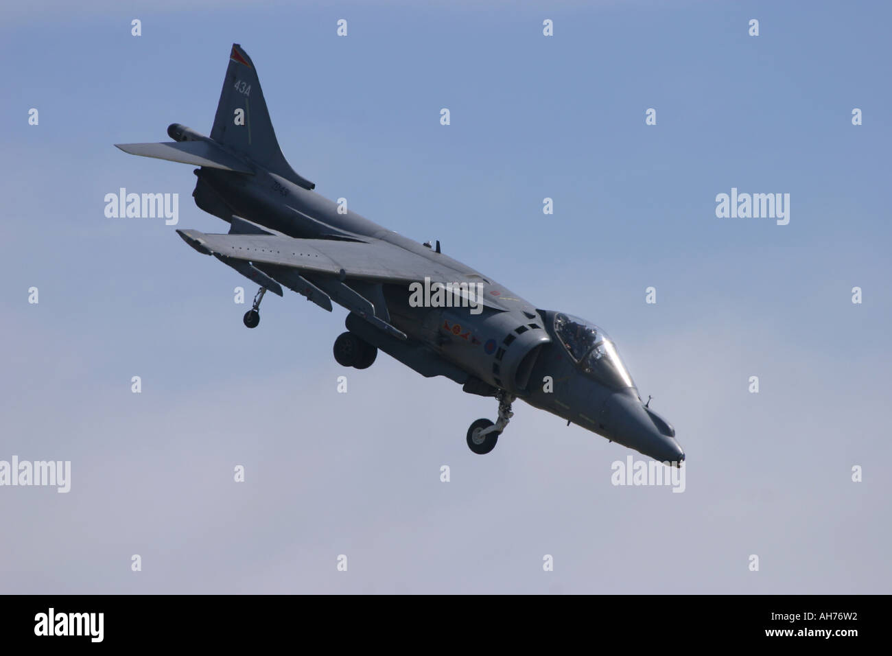 Undercarriage of harrier jump jet hi-res stock photography and images ...