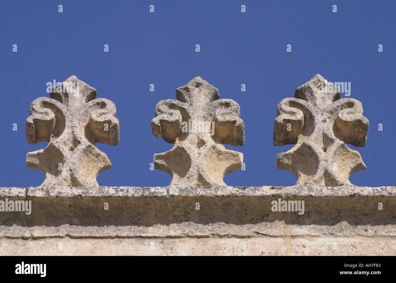 Crenellations hi-res stock photography and images - Alamy