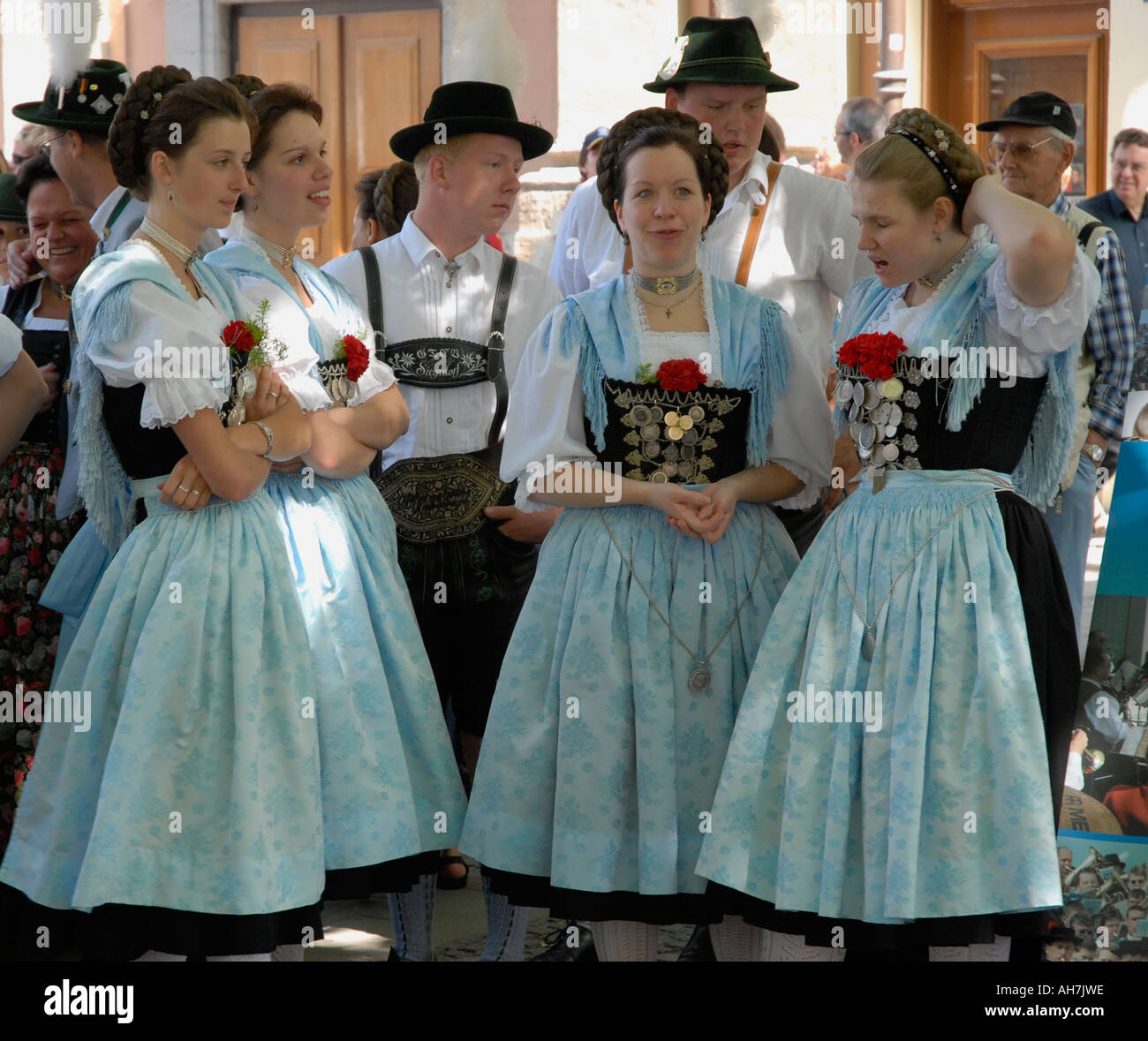 Bavarian folk dancers performing in Munich Stock Photo - Alamy