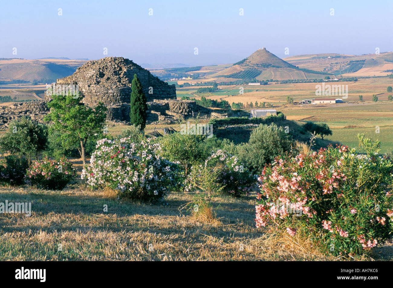 Nuraghe Su Nuraxi di Barumini UNESCO World Heritage Site island of ...