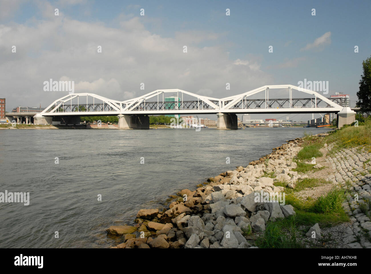 Bridge over the River Rhine at Mannheim, Germany Stock Photo - Alamy