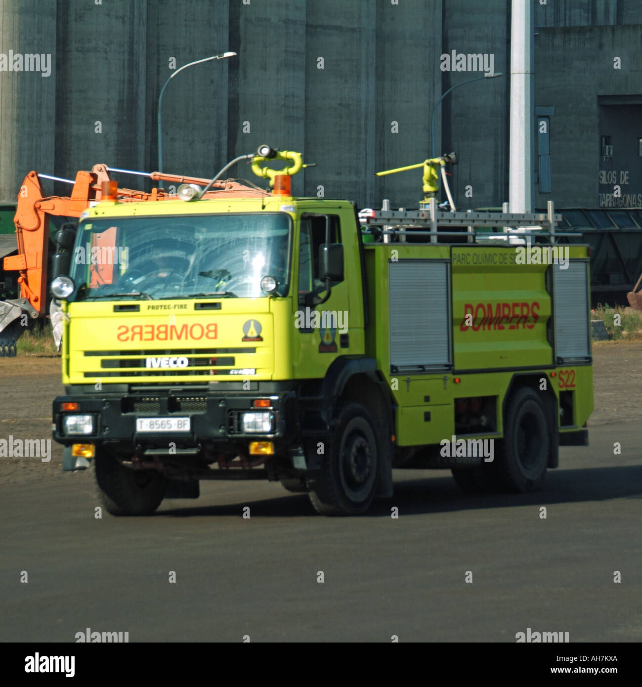 Spanish fire truck hi-res stock photography and images - Alamy